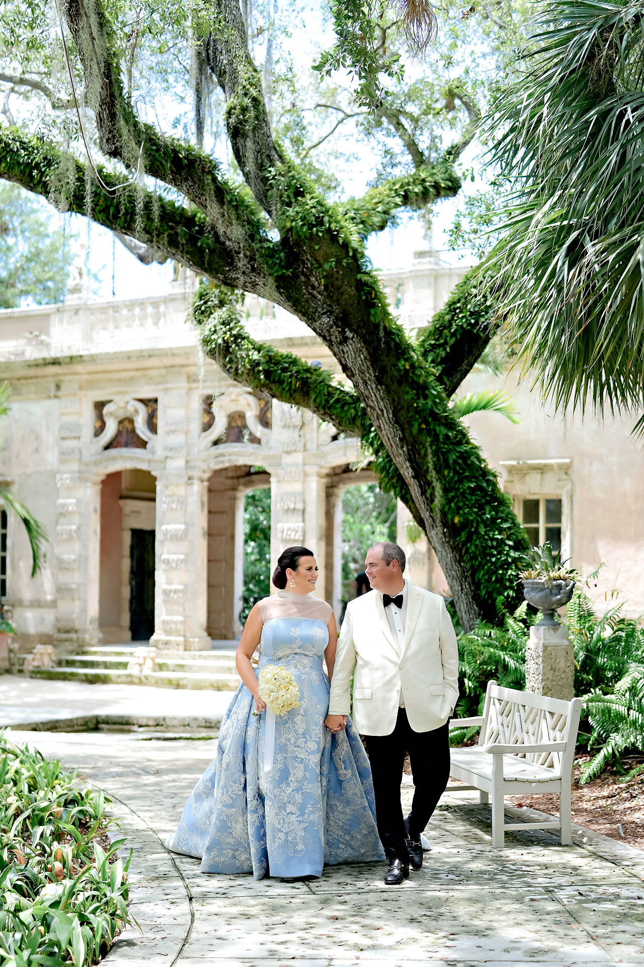 RACHEL + CRAIG | VIZCAYA MUSEUM & GARDENS | BRIDE & GROOM PORTRAITS ...