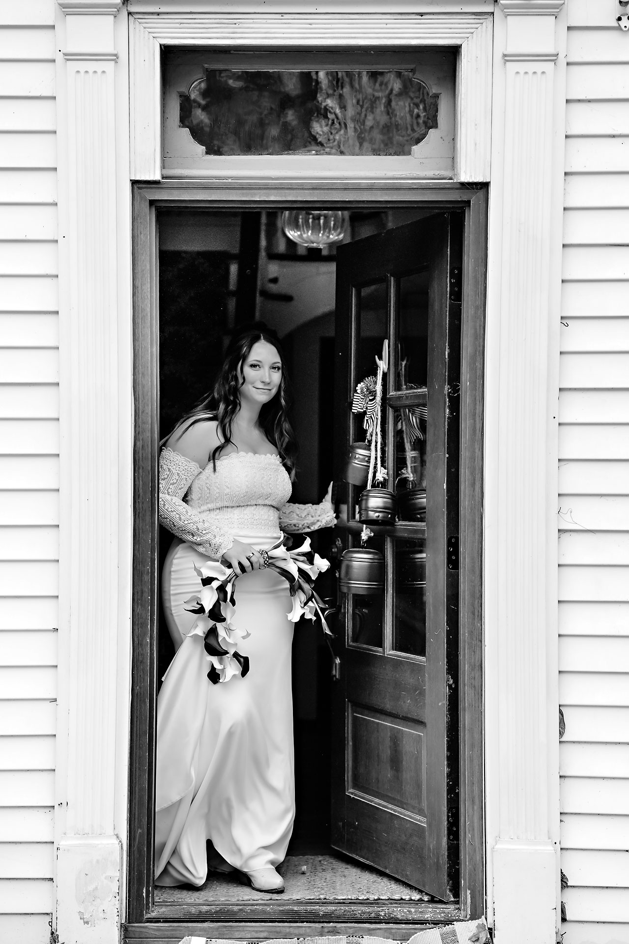 ELIZABETH + GAVIN | THE RED BARN AT SYCAMORE FARMS TERRE HAUTE WEDDING ...
