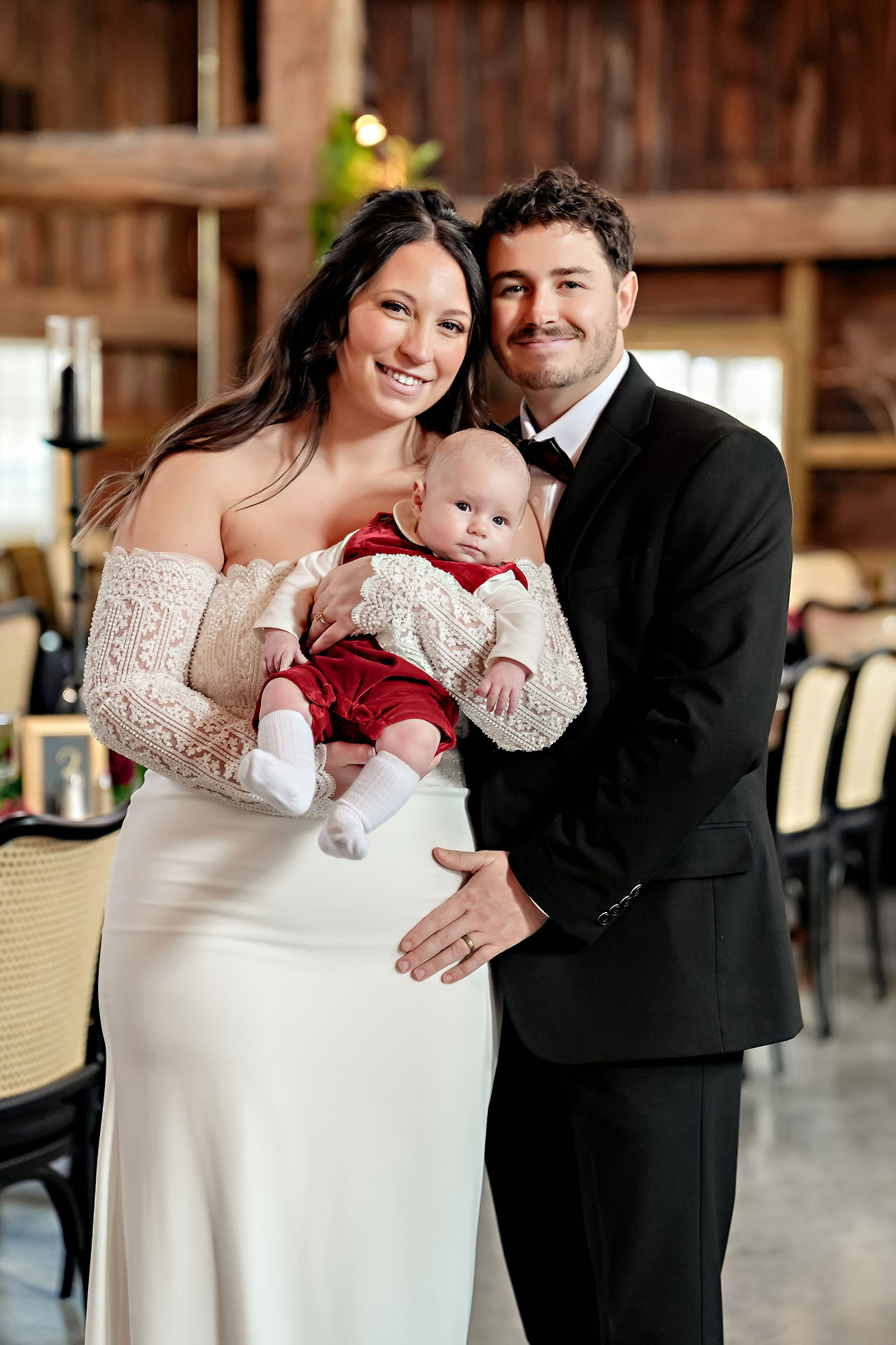 ELIZABETH + GAVIN | THE RED BARN AT SYCAMORE FARMS TERRE HAUTE WEDDING ...