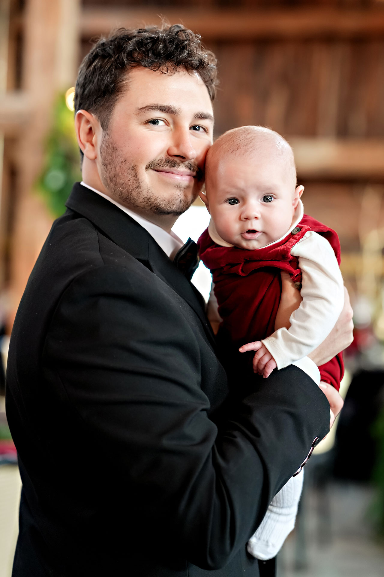 ELIZABETH + GAVIN | THE RED BARN AT SYCAMORE FARMS TERRE HAUTE WEDDING ...
