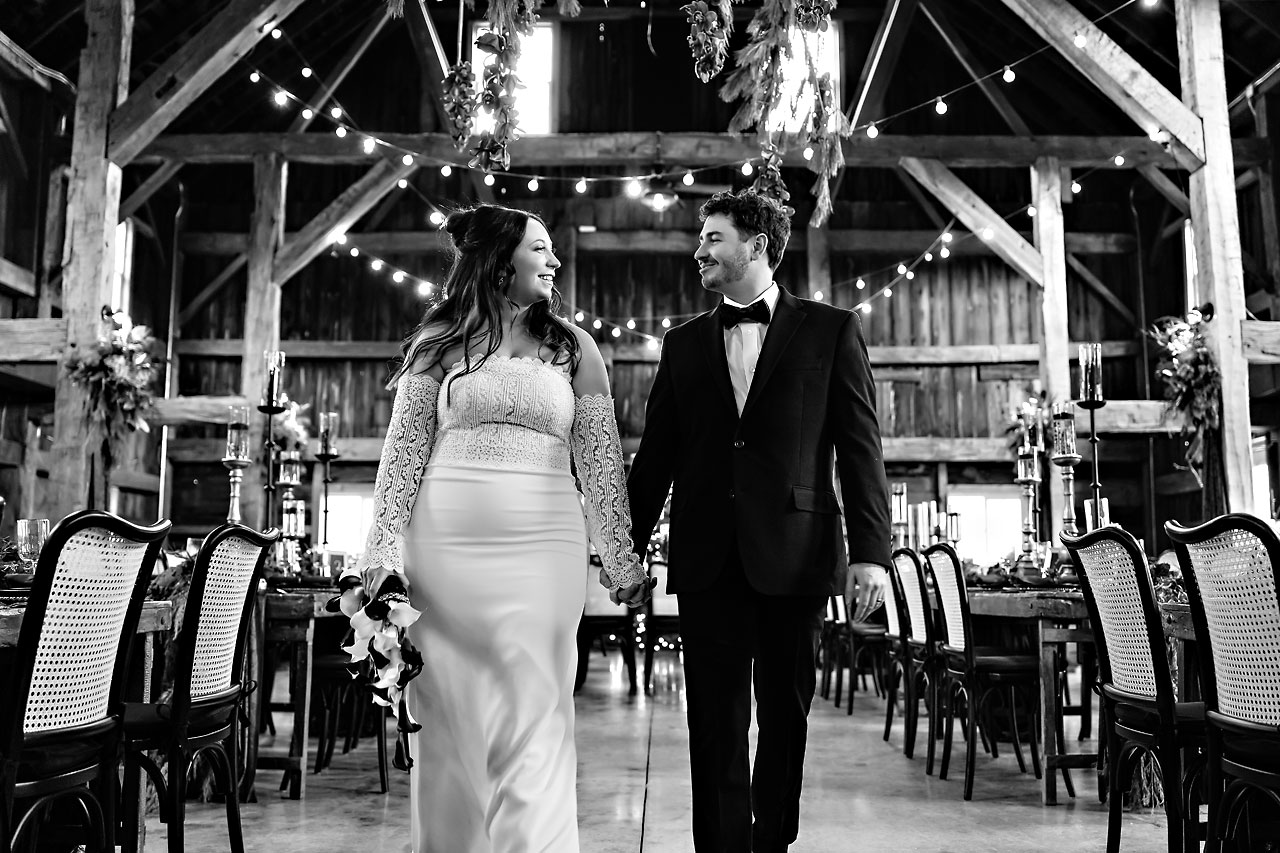 ELIZABETH + GAVIN | THE RED BARN AT SYCAMORE FARMS TERRE HAUTE WEDDING ...